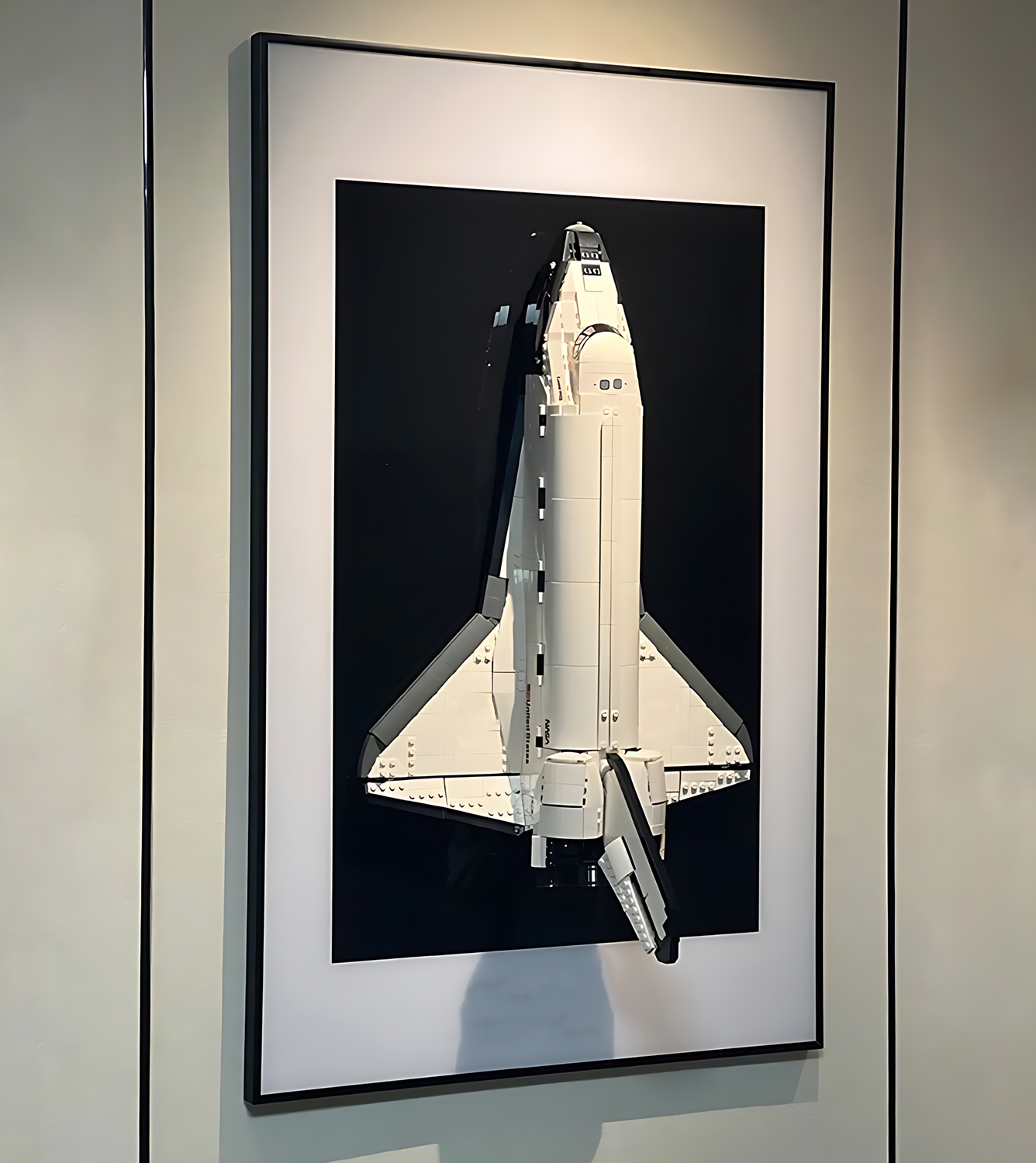 ICUANUTY-Display Wallboard for LEGO® Icons NASA Space Shuttle Discovery
